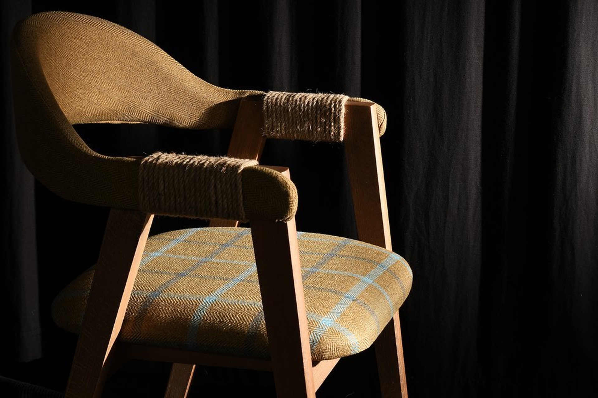 LOOP SANDALYE FİYATI - Vivense