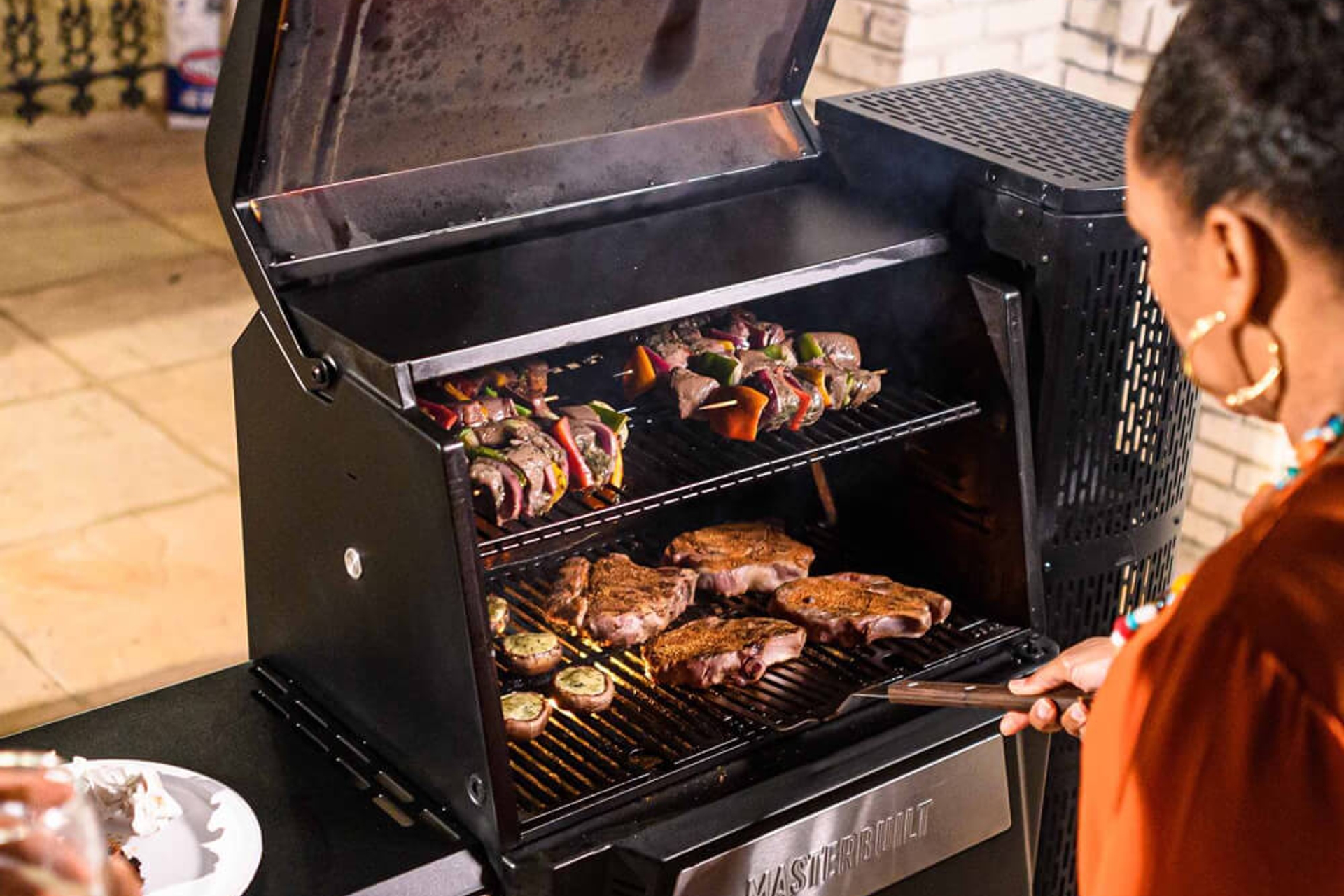 MASTERBUİLT GRAVİTY SERİSİ 560 DİJİTAL KÖMÜRLÜ SMOKER MANGAL FİYATI ...