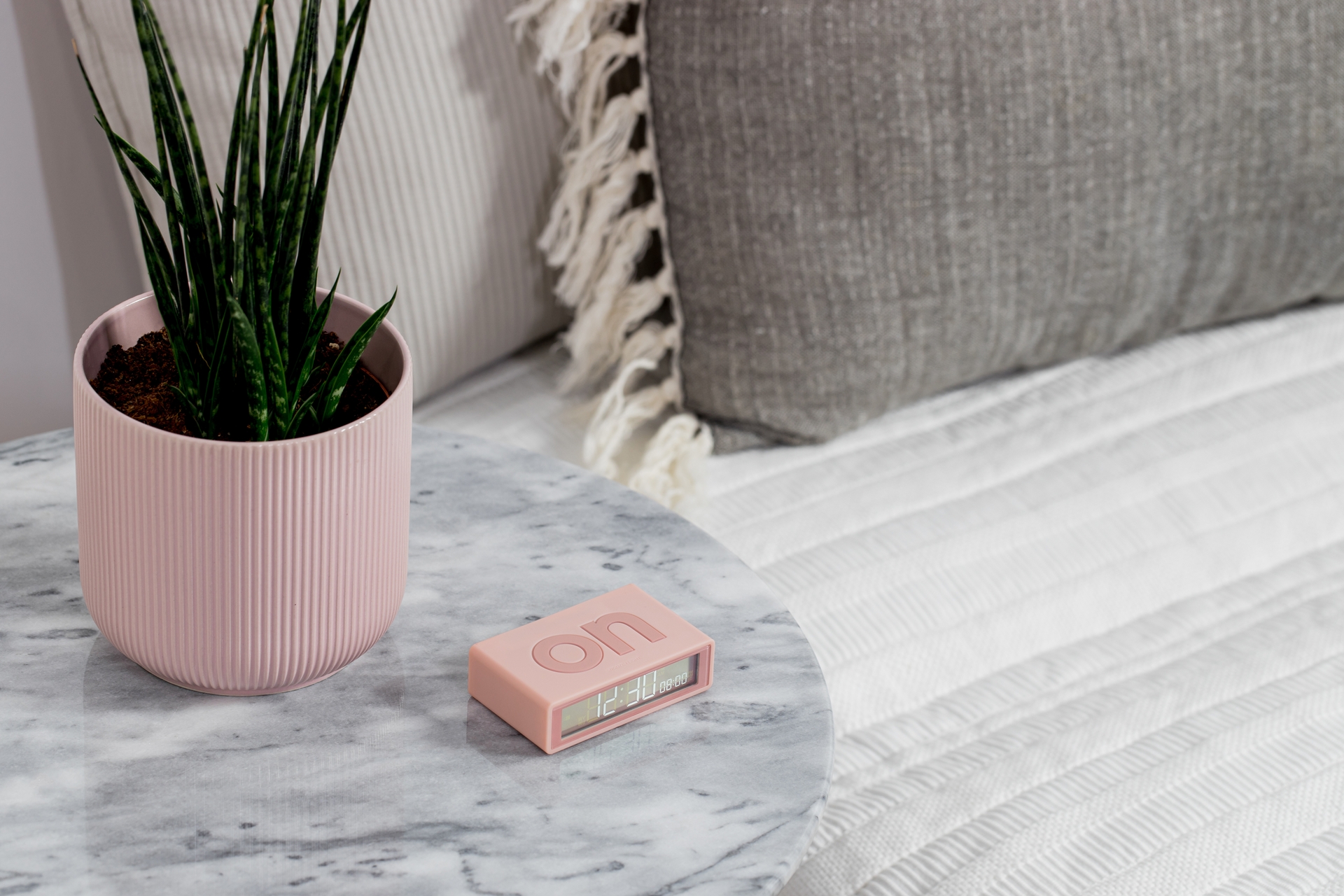 LEXON FLİP PLUS ALARM SAAT, PEMBE FİYATI - Vivense