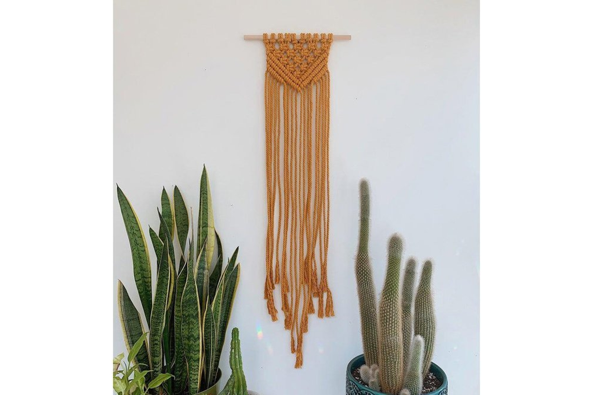 EMLY MAKROME DUVAR DEKORU HARDAL FİYATI - Vivense