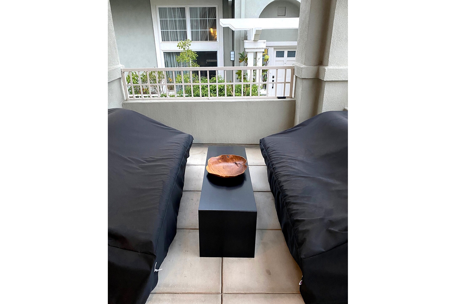 JAMES ORTA SEHPA, SİYAH FİYATI - Vivense