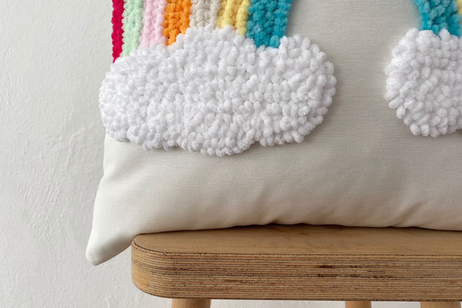 GALİA TASARIM GÖKKUŞAĞI BULUT KADİFE PUNCH YASTIK KIRLENT İÇ DOLGULU ...