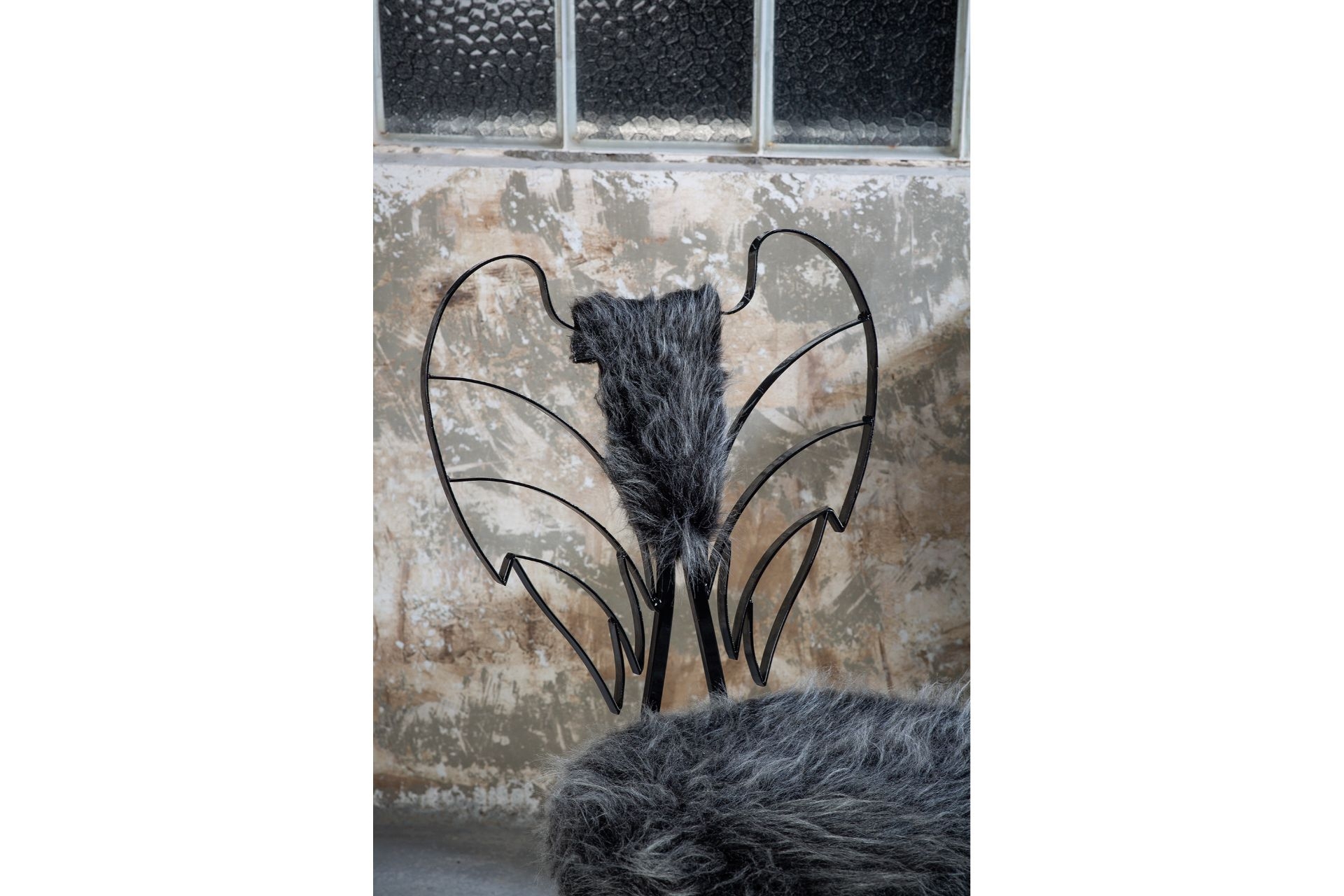 MENDY ANGEL SANDALYE, TAY TÜYÜ, SİYAH AYAK FİYATI - Vivense