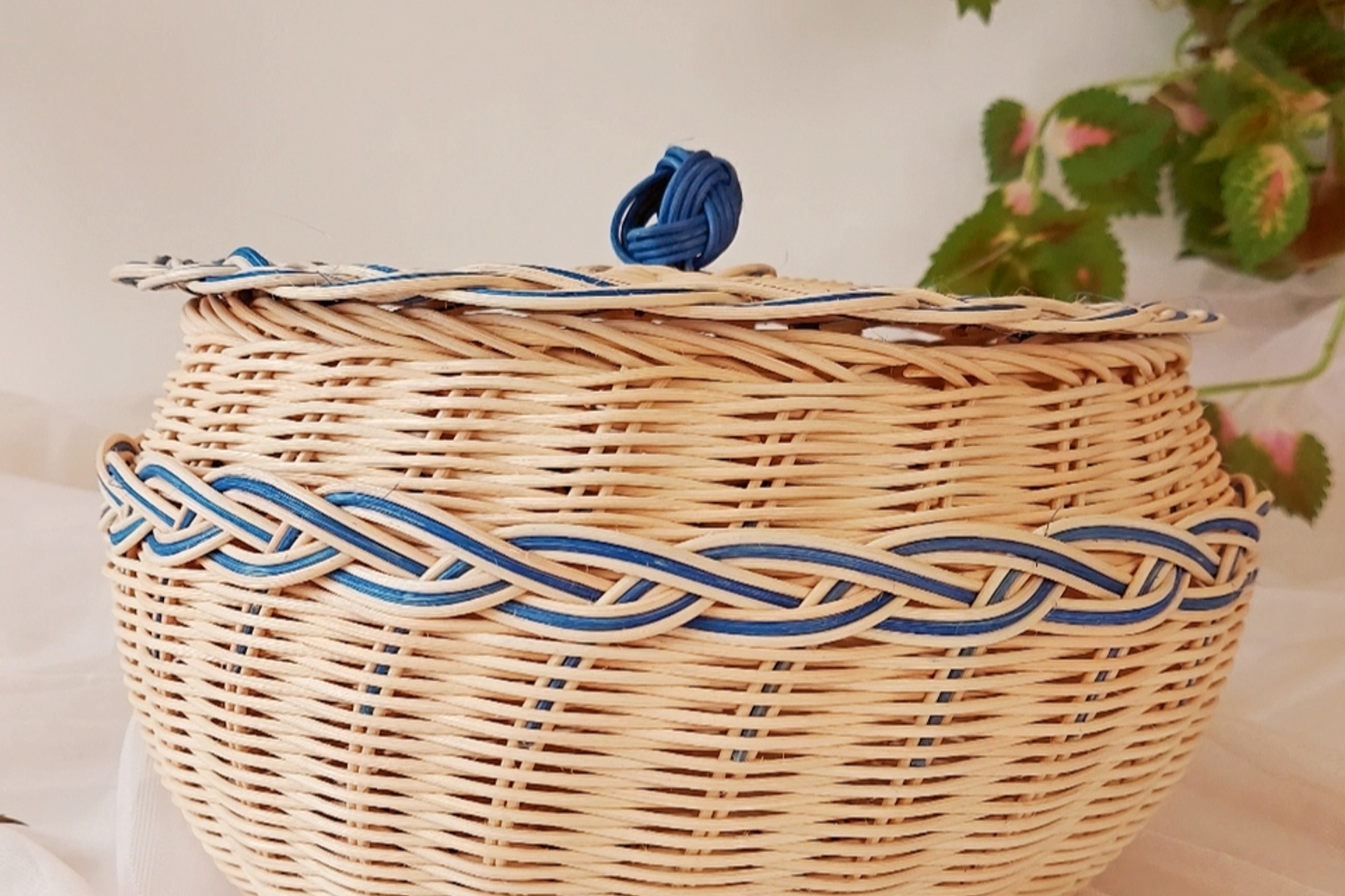 ATÖLYE ARUV MAVİ DESENLİ SEPET, BAMBU RATTAN