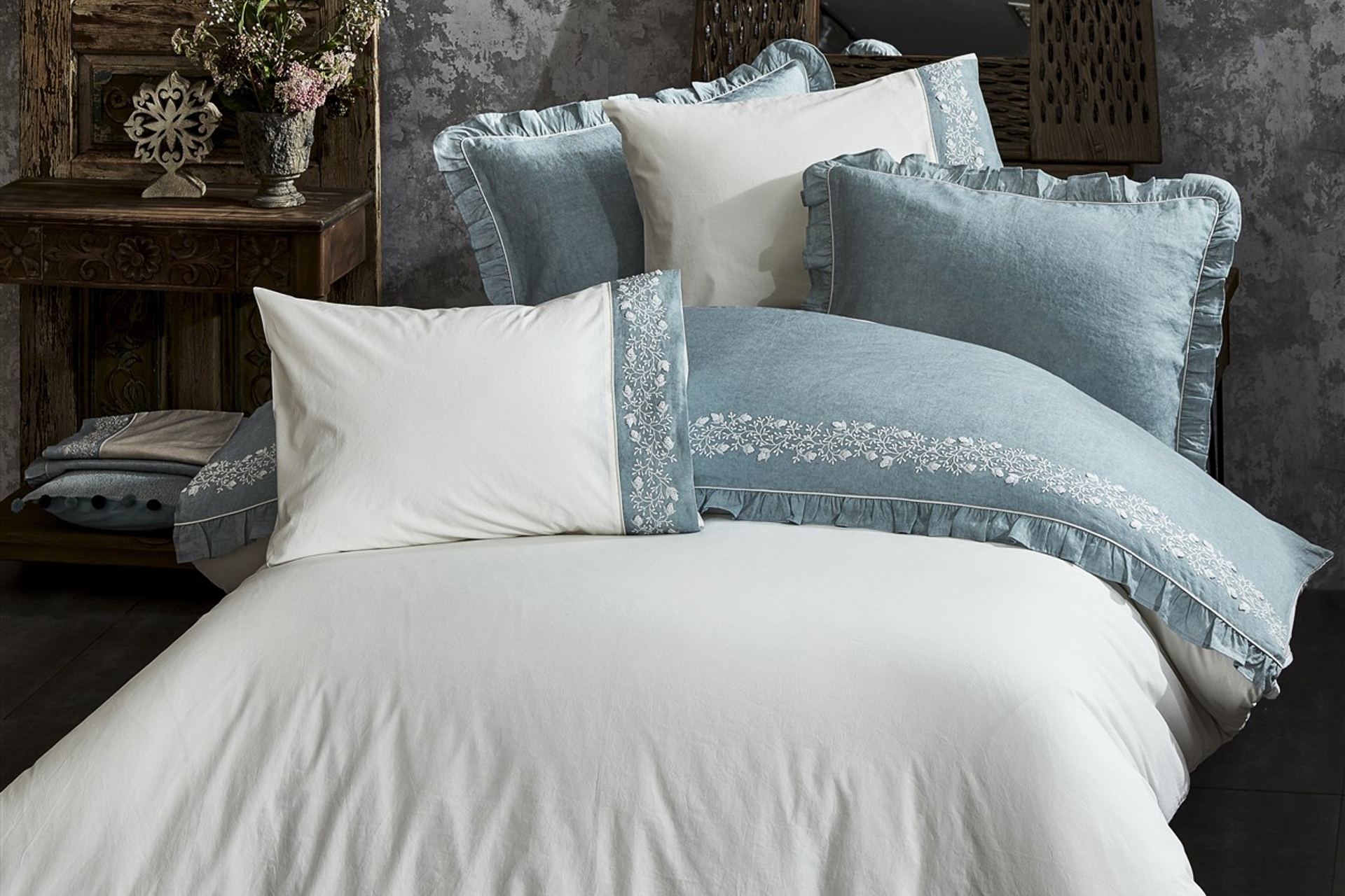 ORGANİK PAMUK PERKAL EXTRA GENİŞ NEVRESİM TAKIMI LİYA FİYATI - Vivense