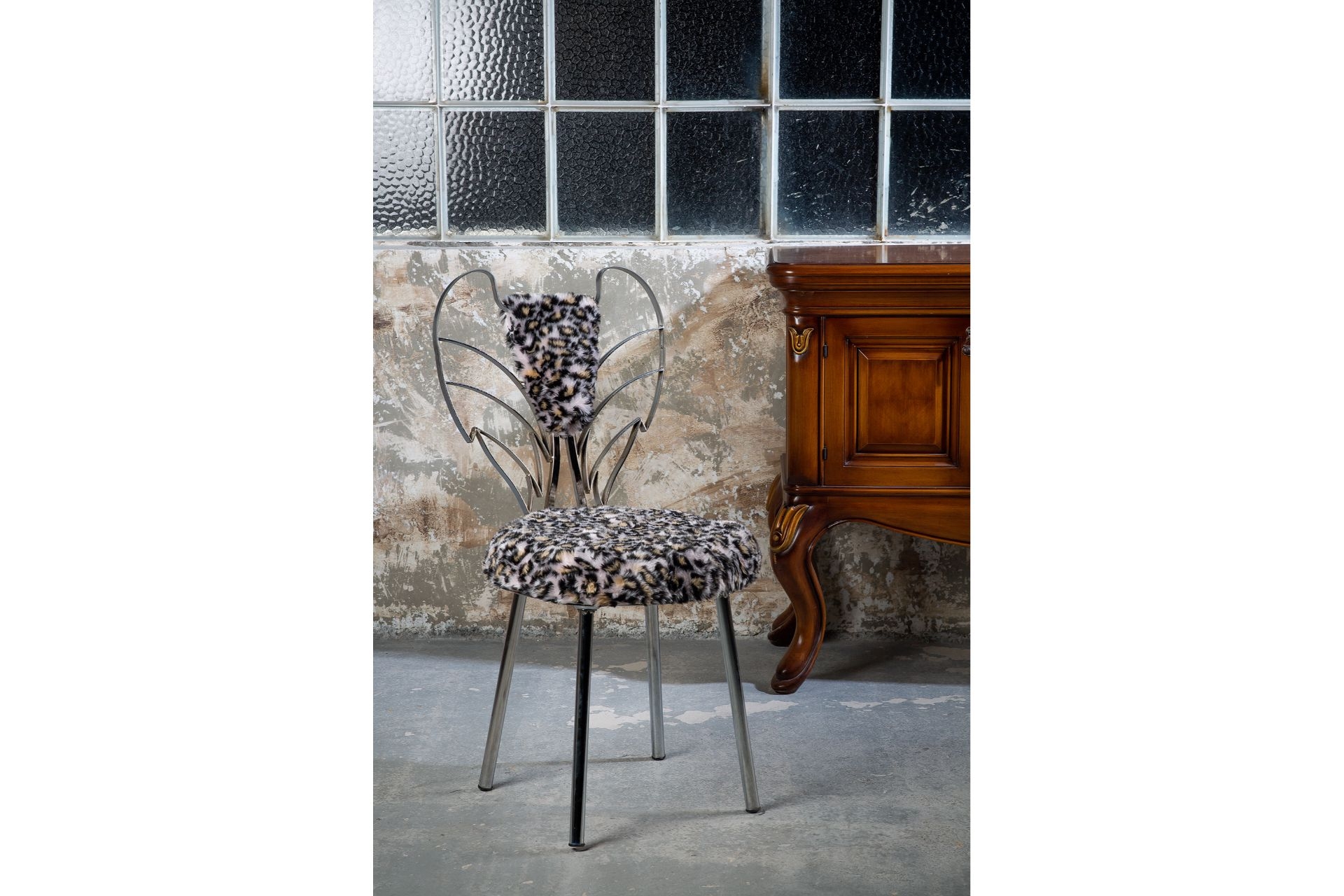 MENDY ANGEL SANDALYE, LEOPAR, GÜMÜŞ AYAK FİYATI - Vivense