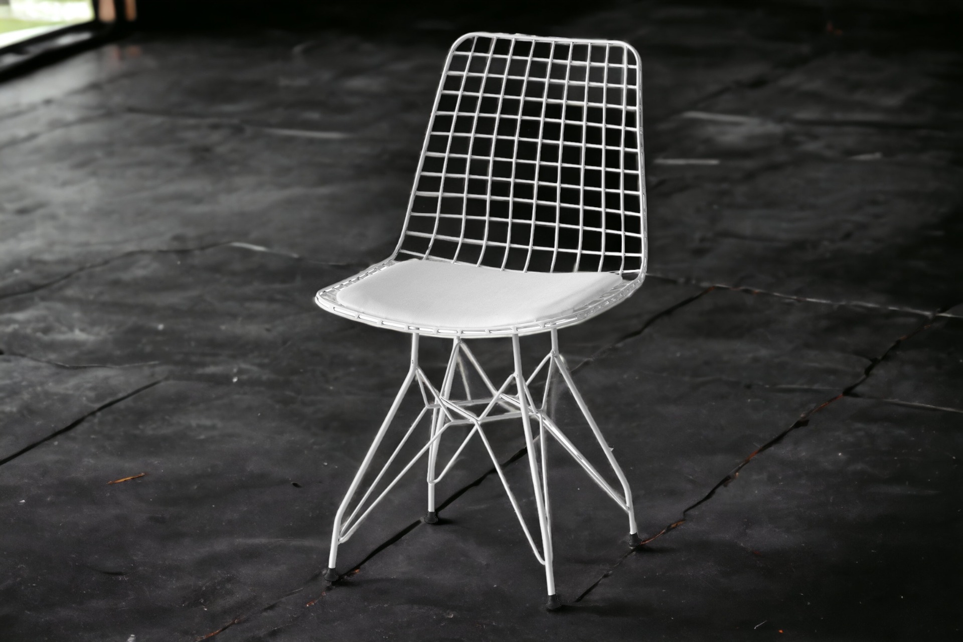 PİYAN SANDALYE, BEYAZ METAL İSKELET, BEYAZ SUNİ DERİ FİYATI - Vivense