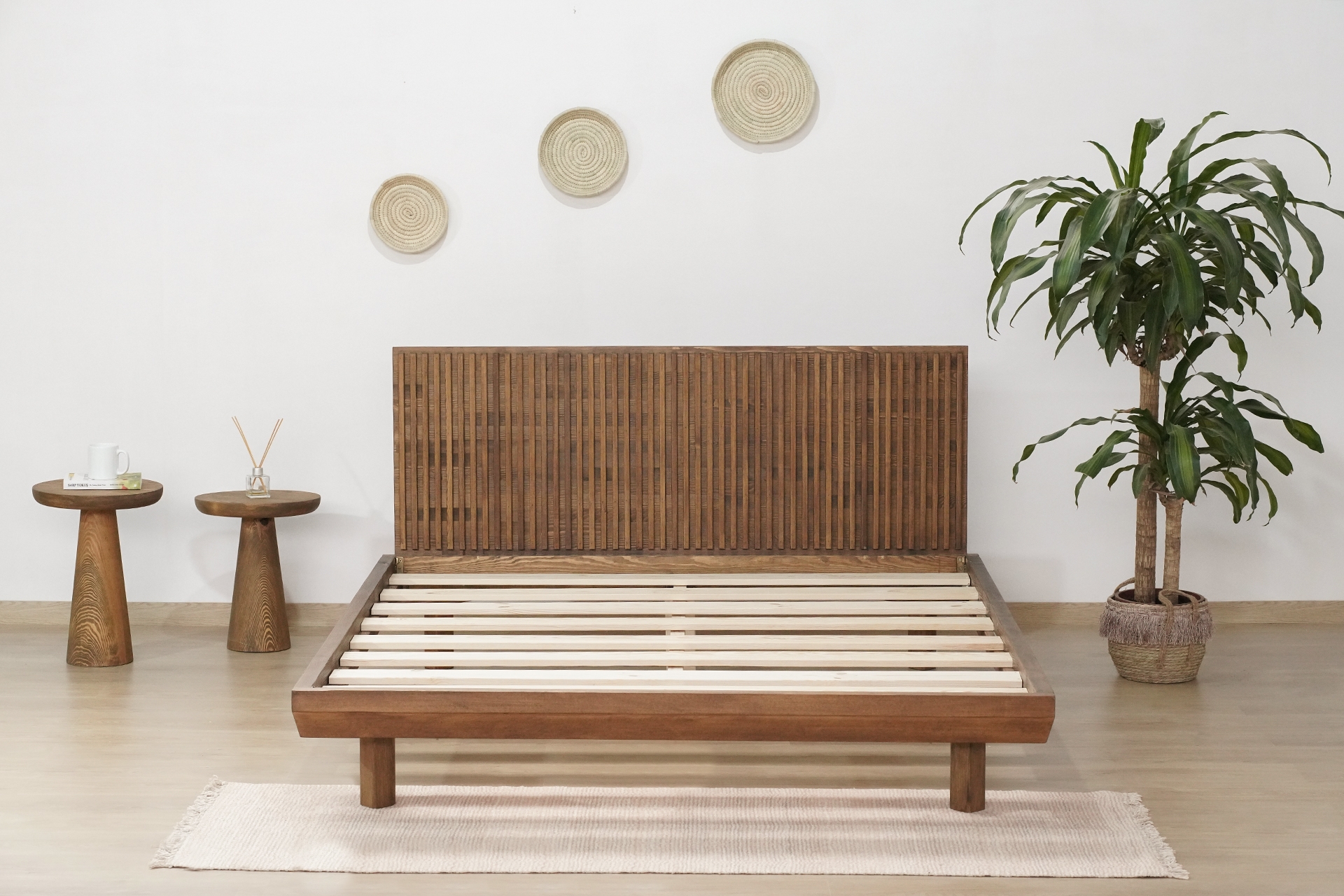 LUNA HENDRİCK AHŞAP KARYOLA, CEVİZ, 100X200 FİYATI - Vivense