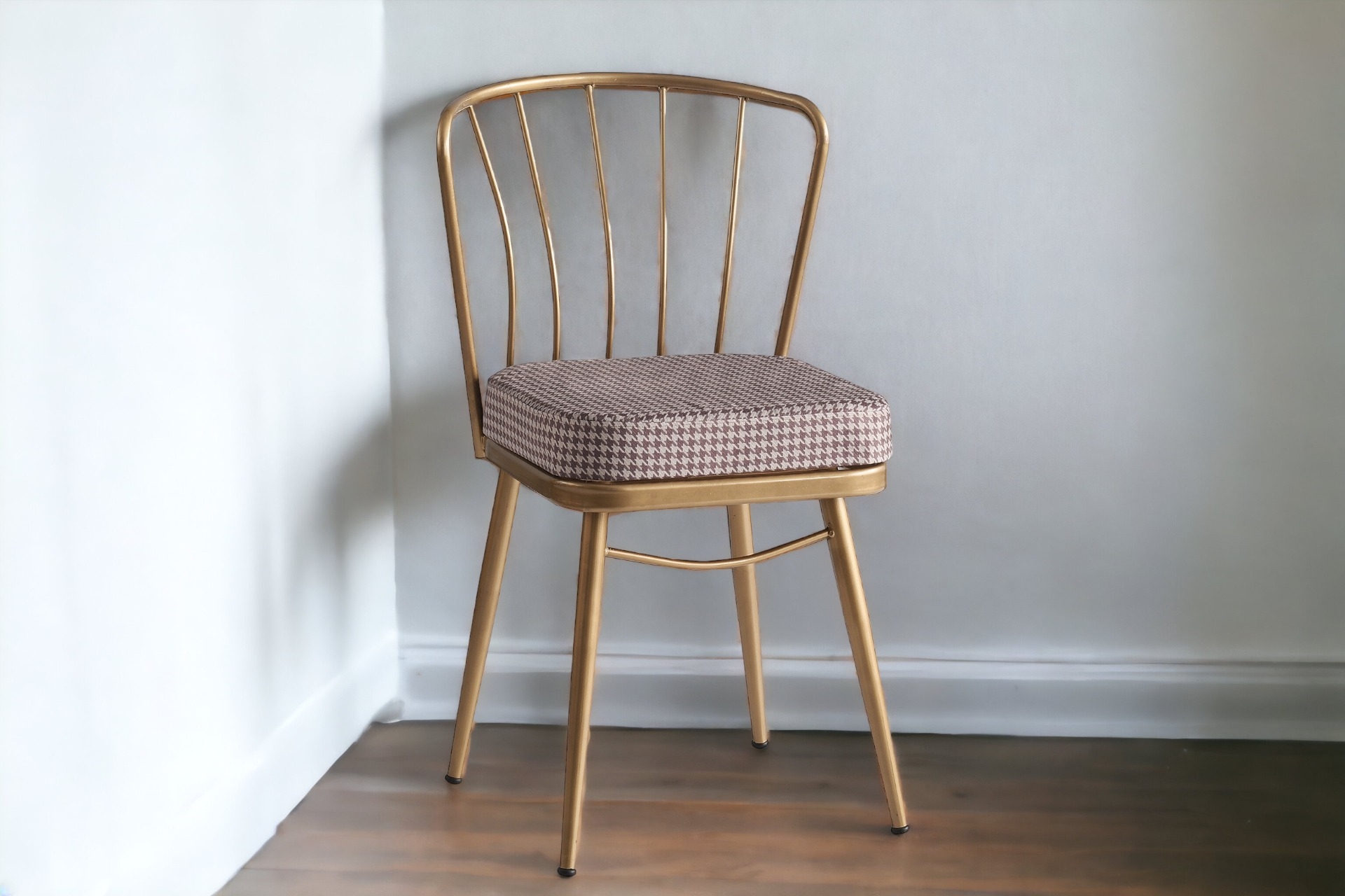 NEBULA SANDALYE, GOLD BRONZ İSKELET, RENKLİ KUMAŞ FİYATI - Vivense