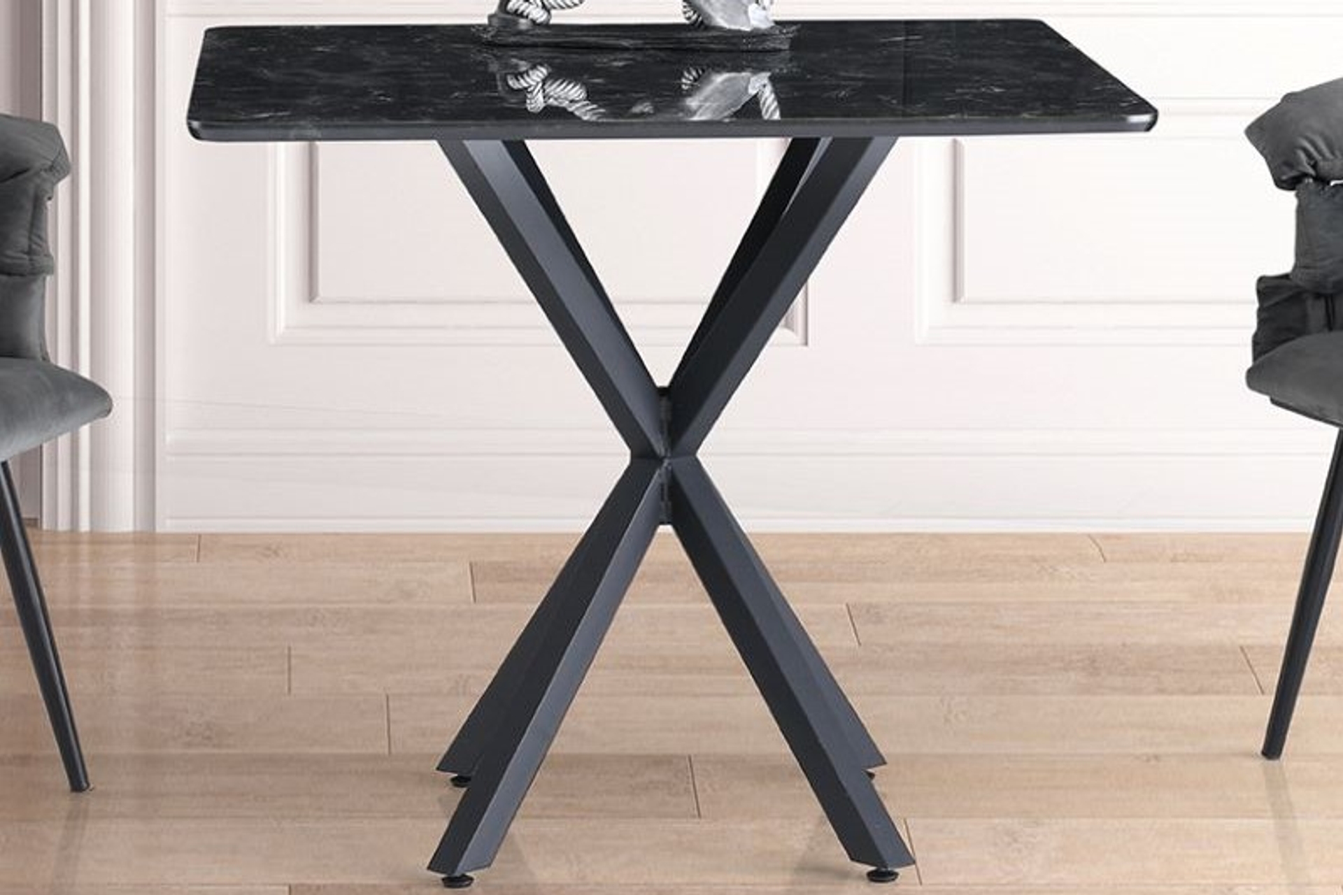 LENA LOTUS HİGHGLOSS MASA, SİYAH ÇAPRAZ AYAK, 90X90 FİYATI - Vivense